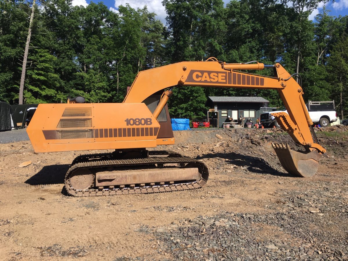 1080-case-excavator - United Exchange USA