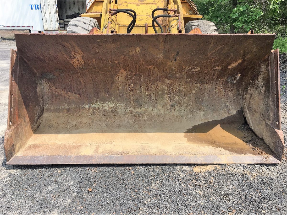 5 yard bucked Nelson loader - United Exchange USA