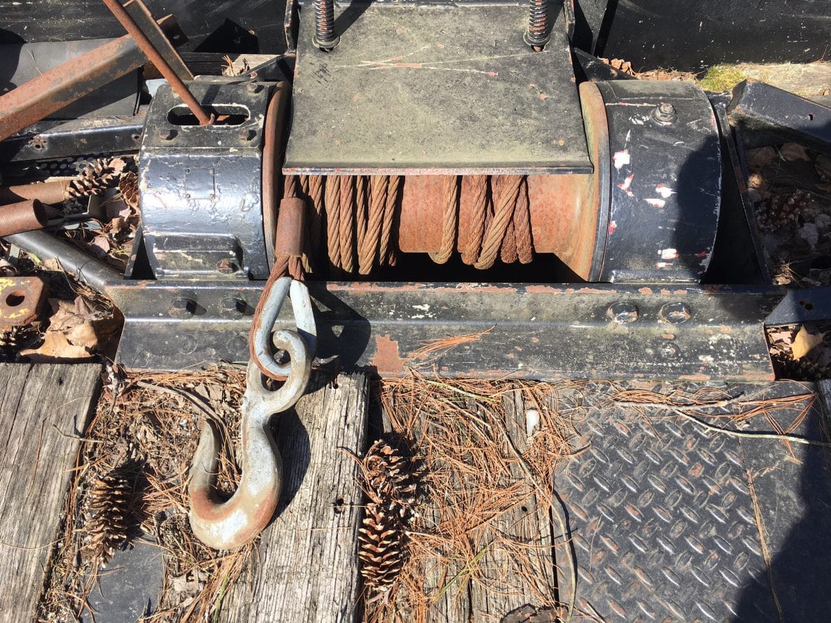 heavy-duty-winch-tow-truck-rollback - United Exchange USA